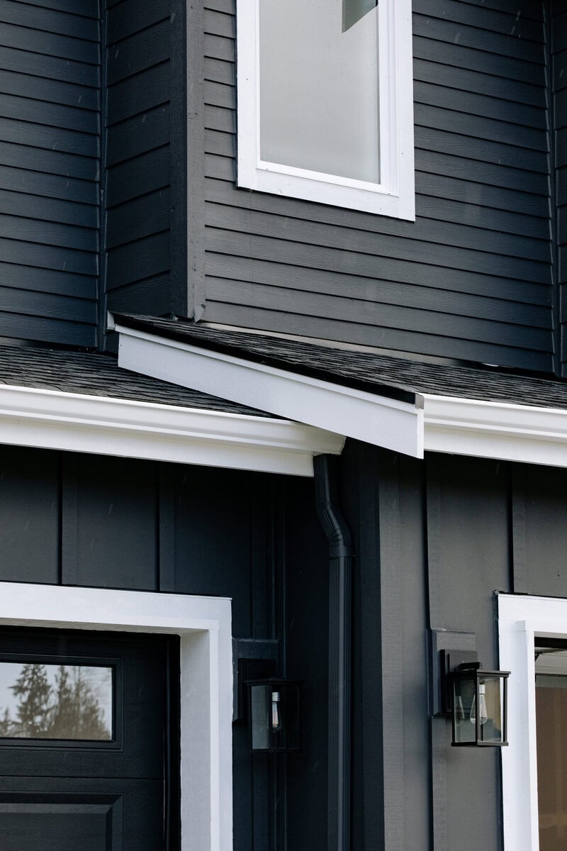 Bargeboard & Rake Trim: Applications, Designs & Installation